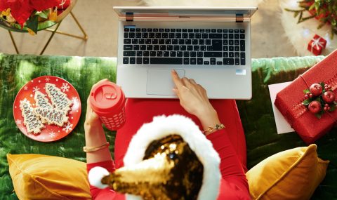 5 Tips For Celebrating The Holidays Virtually This Year | Pretty ...